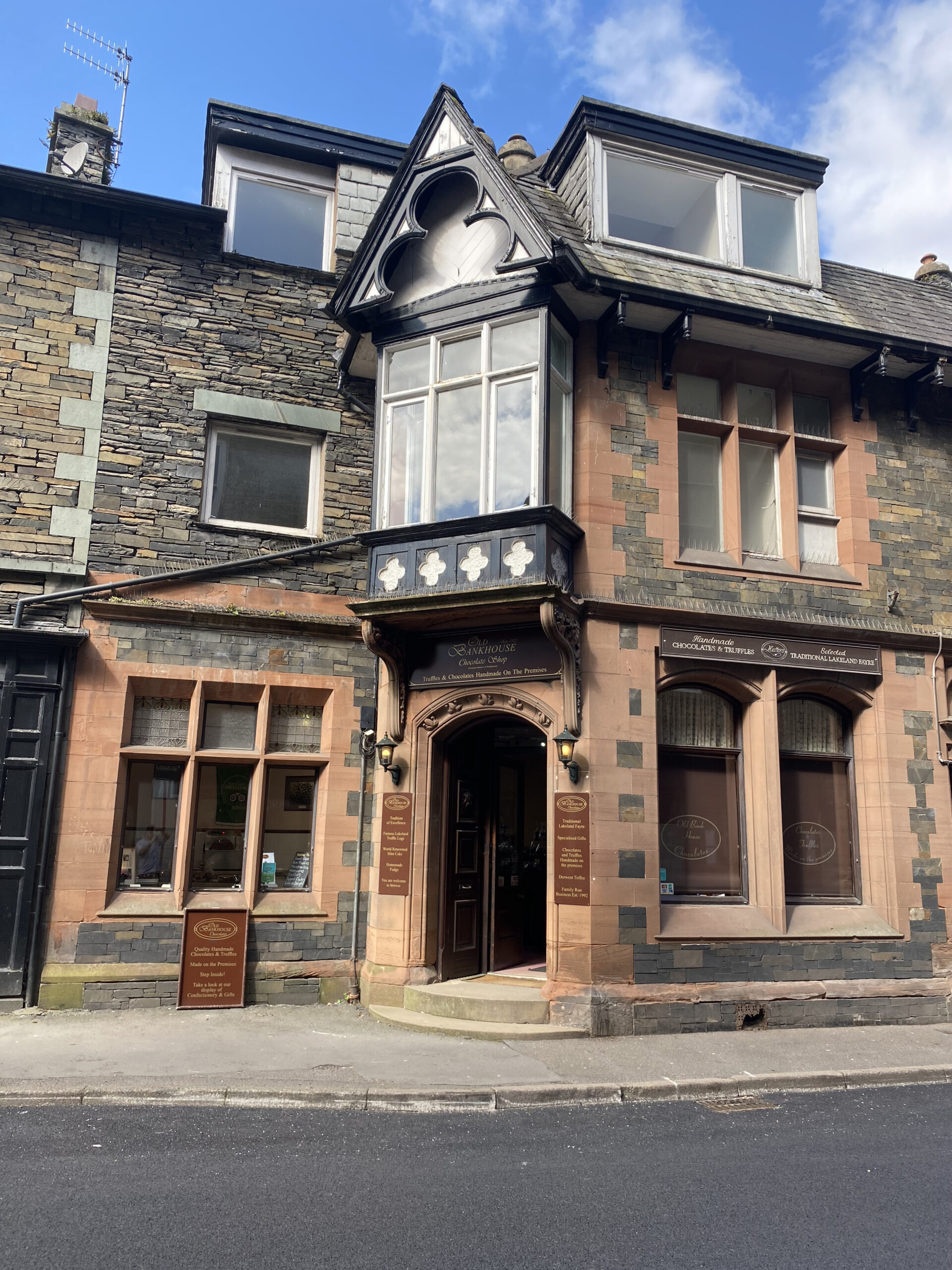 About Us - Old Bank House Chocolate Shop